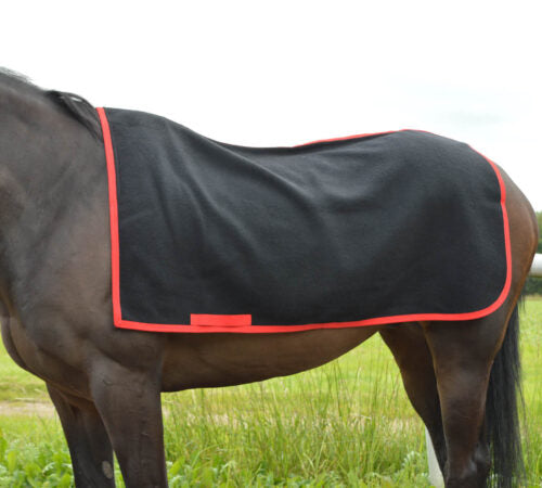 Melton Wool Exercise Sheet – White Rose Saddlery Ltd